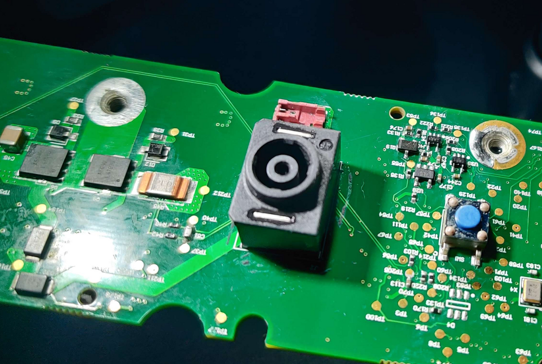 Revotronics – Revotronics UG (haftungsbeschränkt)